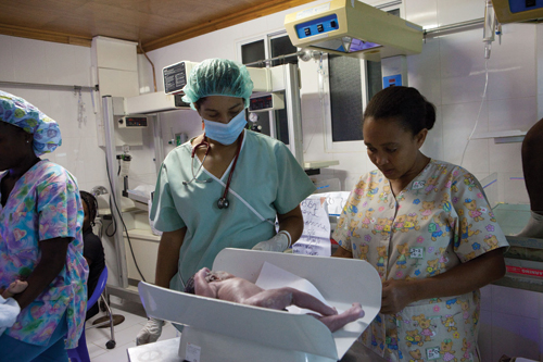 The Recruitment and Retention of Employees of Hôpital Sacré Coeur in ...